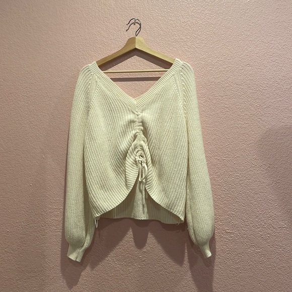 SO | Sweaters | So Off White Bell Sleeves Sweater With Scrunch Center ...
